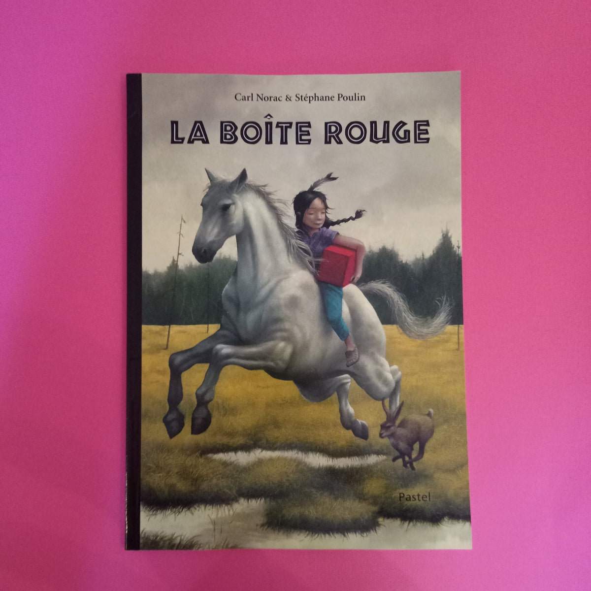 La boîte rouge – Librairie William Crocodile